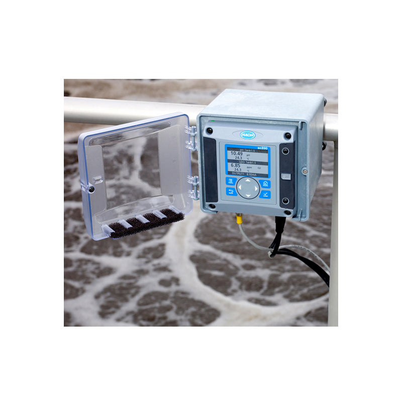 Hach SC200 Universal Controller 100-240 V AC two digital sensor inputs ...